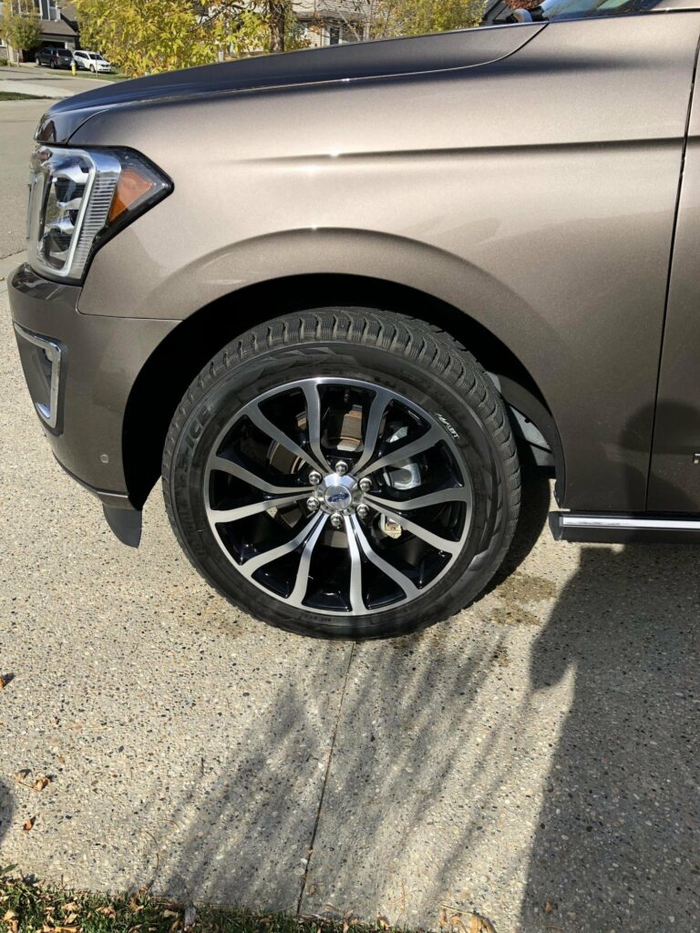 FR 52 – FORD EXPEDITION PLATINUM REPLICA WHEELS – GLOSS BLACK - Factory ...